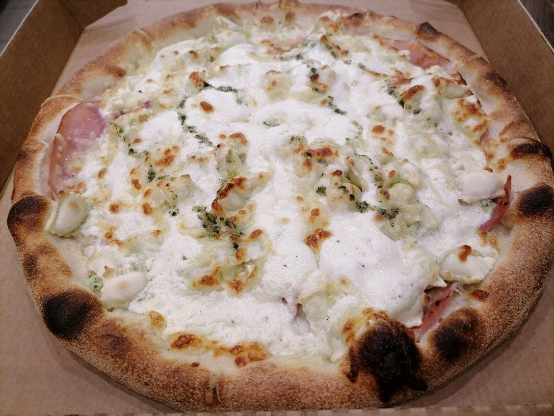 Papa Pizza à L' Alpe d'Huez - menu et photos