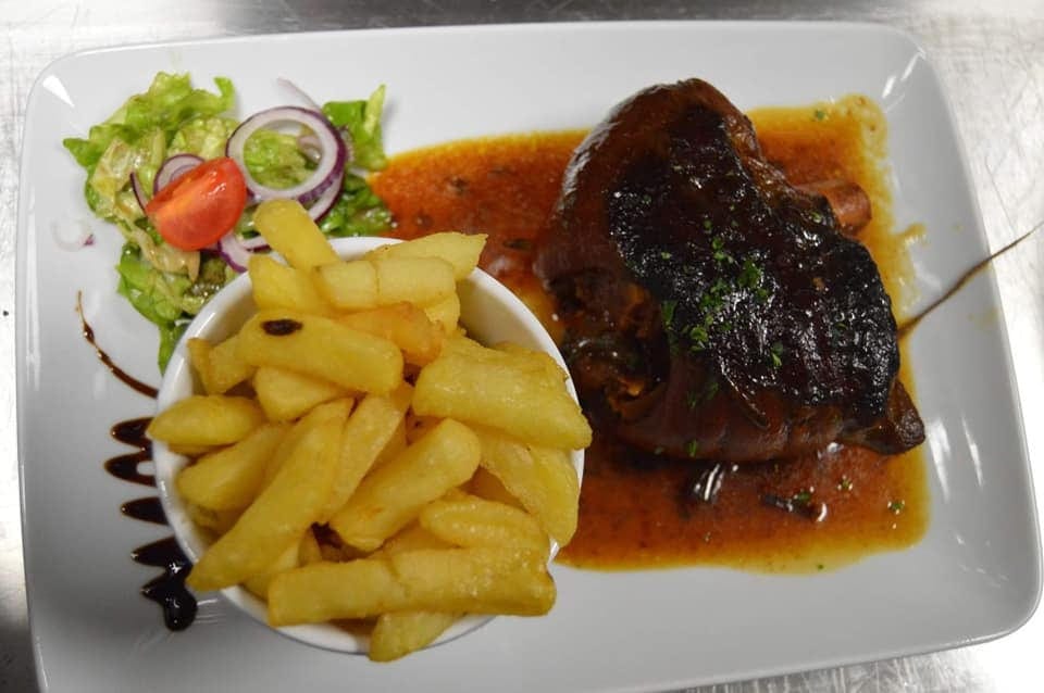 La tanière de la bête à Annoeullin - menu et photos La tanière de la bête à Annoeullin - menu et photos