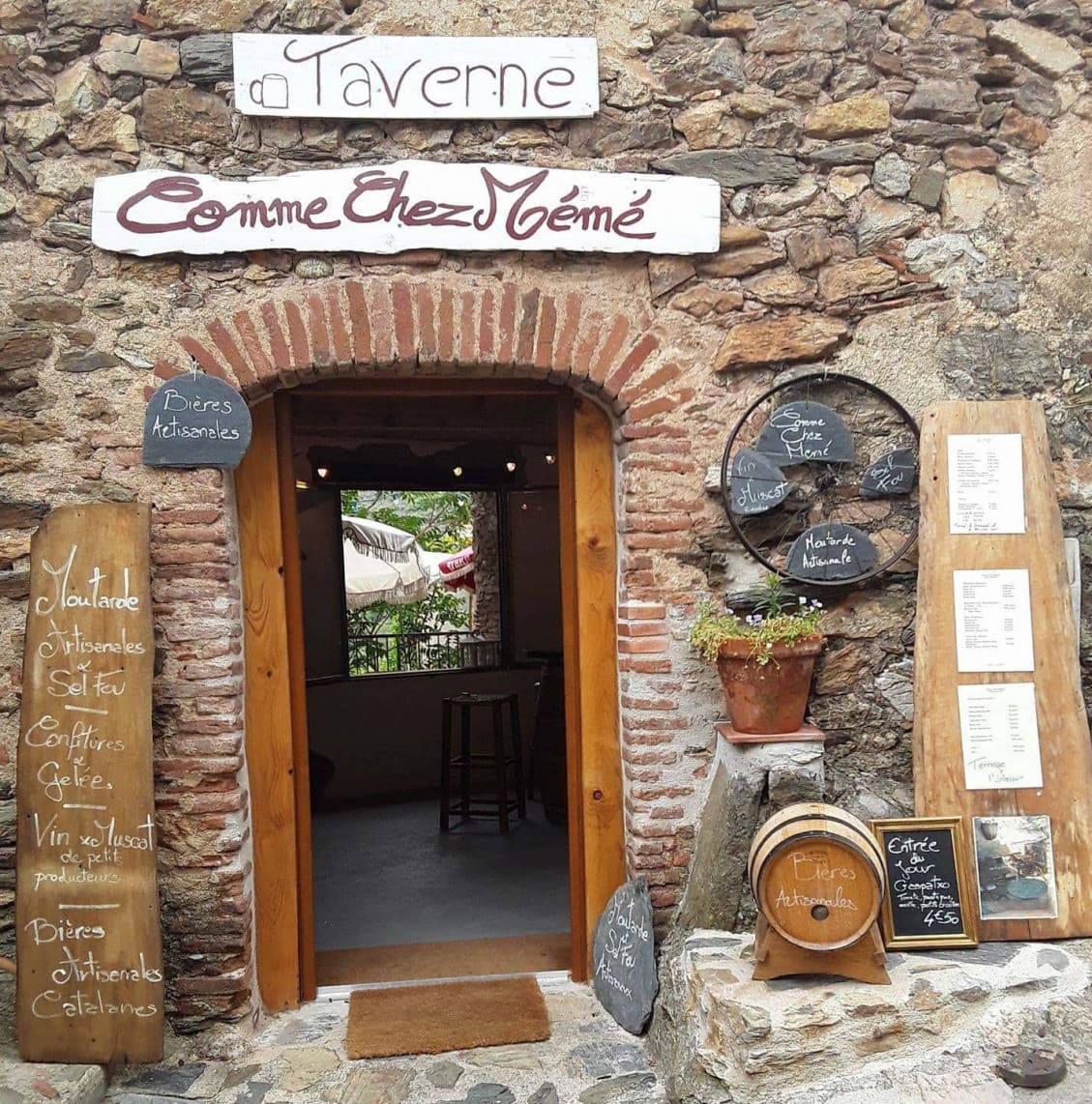 Comme Chez Mémé à Castelnou - menu et photos