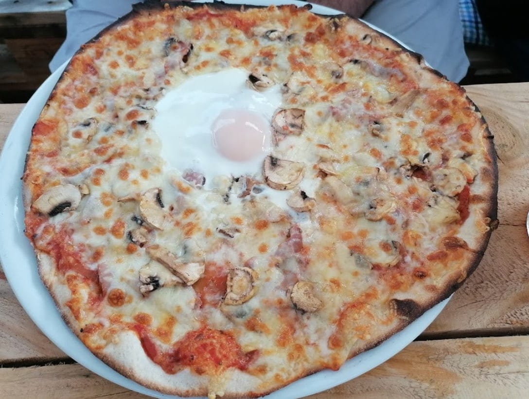 Pizza Locale à Longeville Sur Mer - menu et photos